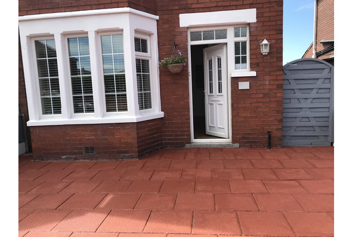 PAINT FOR PATIO SLABS | RED CONCRETE PAINT - Smartseal